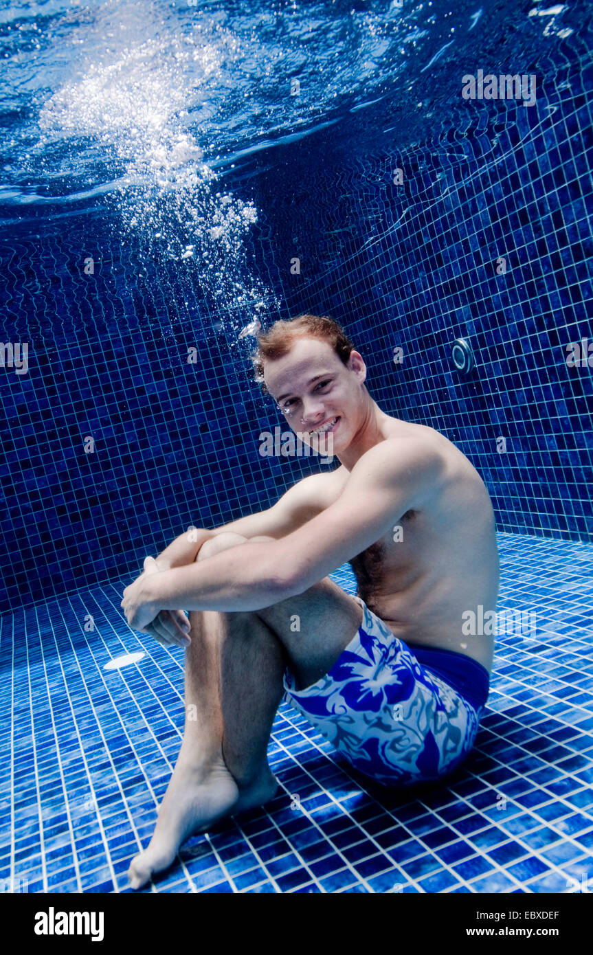 Underwater view peoples legs in hi-res stock photography and images - Alamy