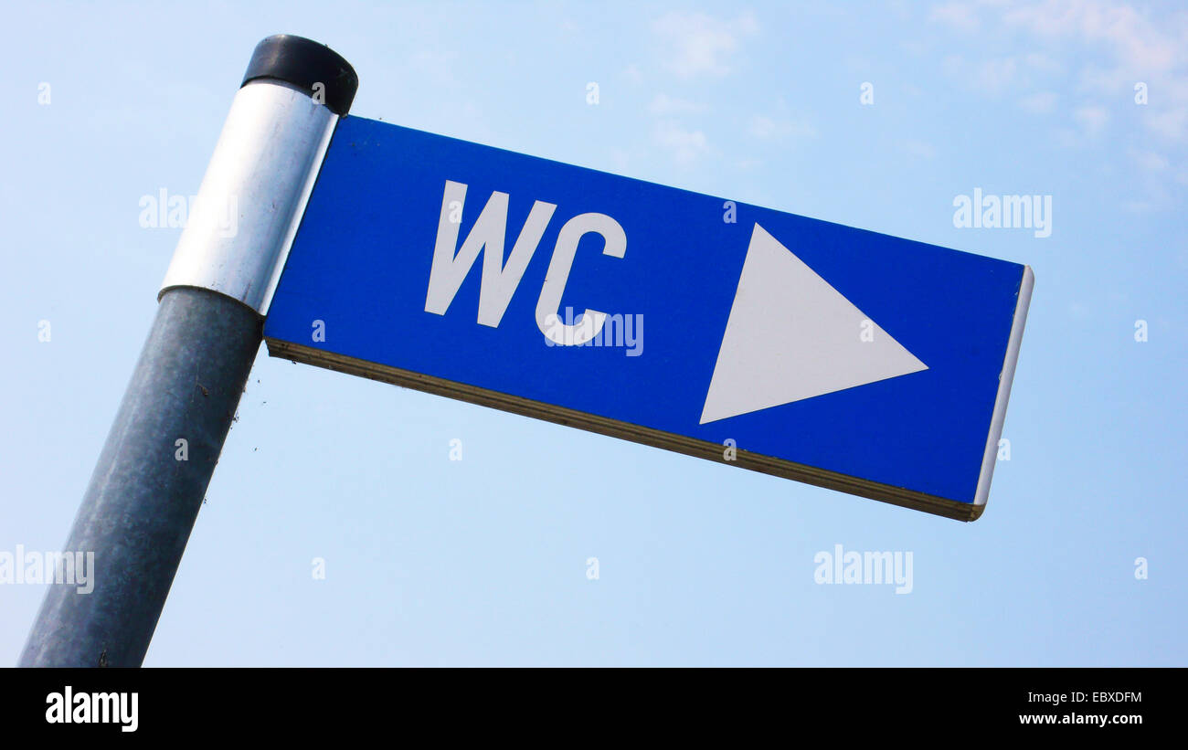Toilets direction sign hi-res stock photography and images - Alamy