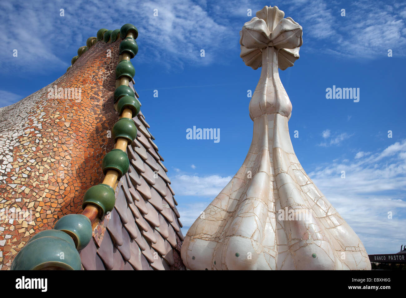 Dragon scale hi-res stock photography and images - Alamy