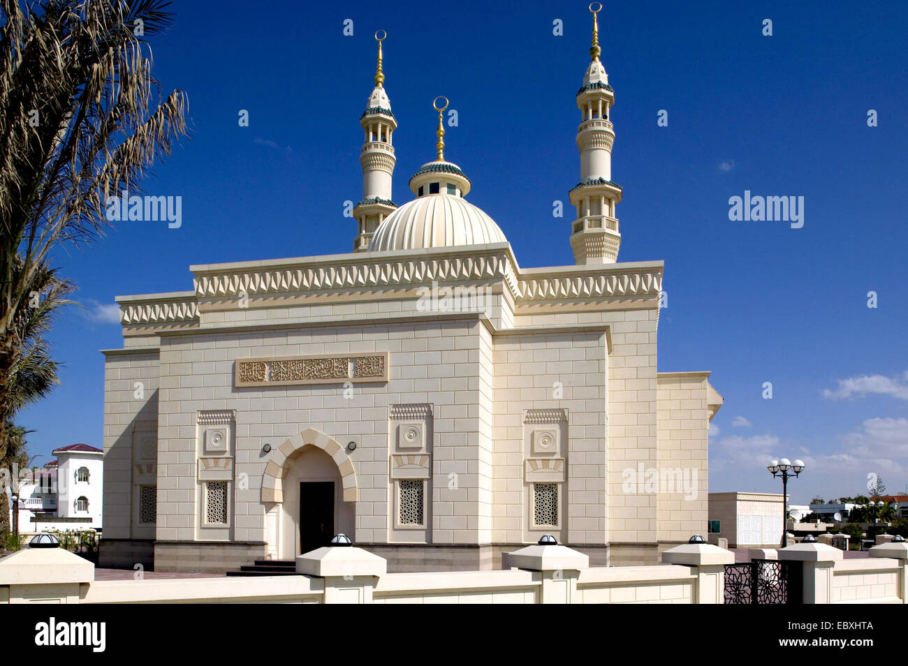 Dubai Jumeirah Sheik Mohamed Moschee Stock Photo - Alamy