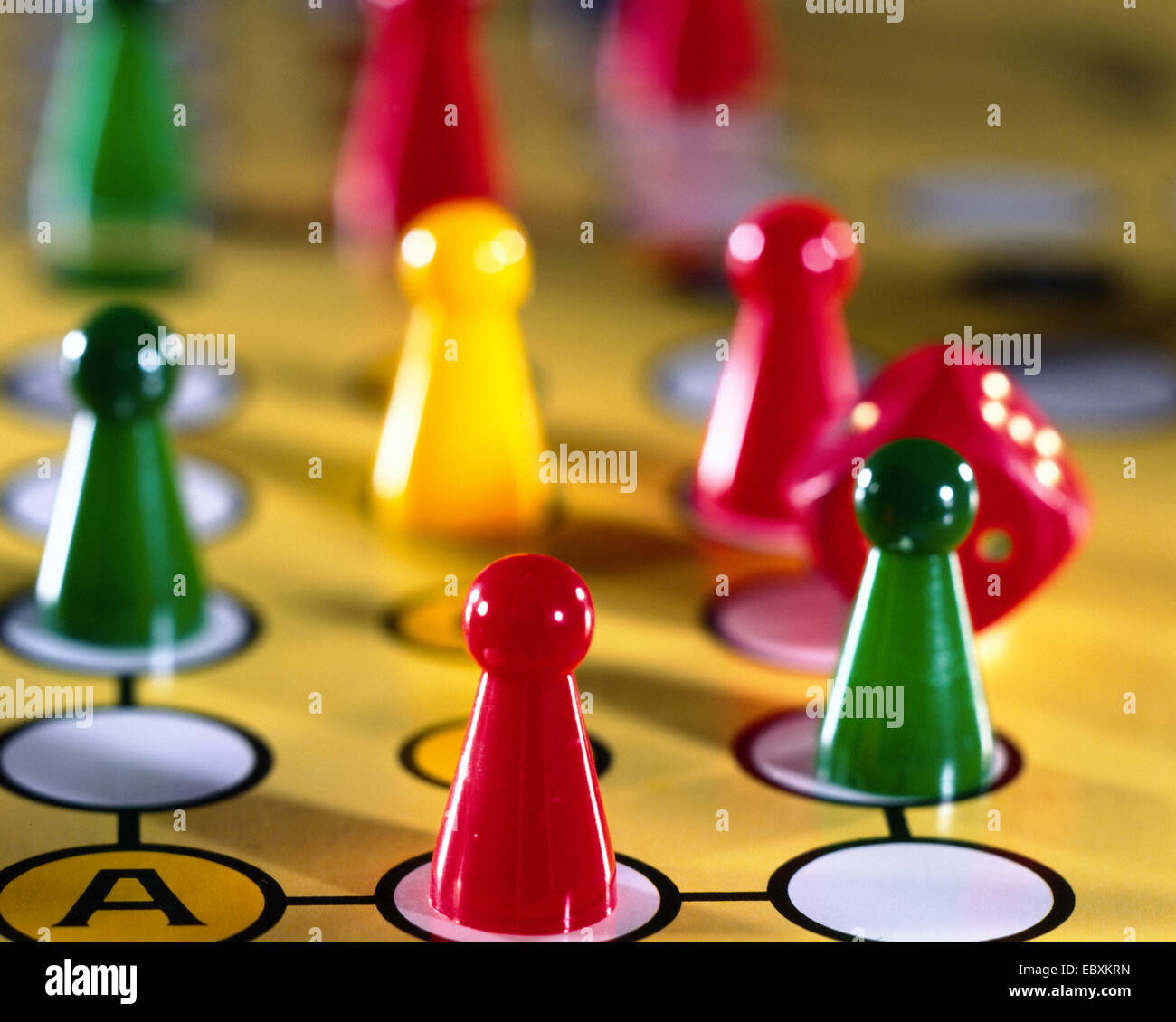 Old ludo game hi-res stock photography and images - Alamy