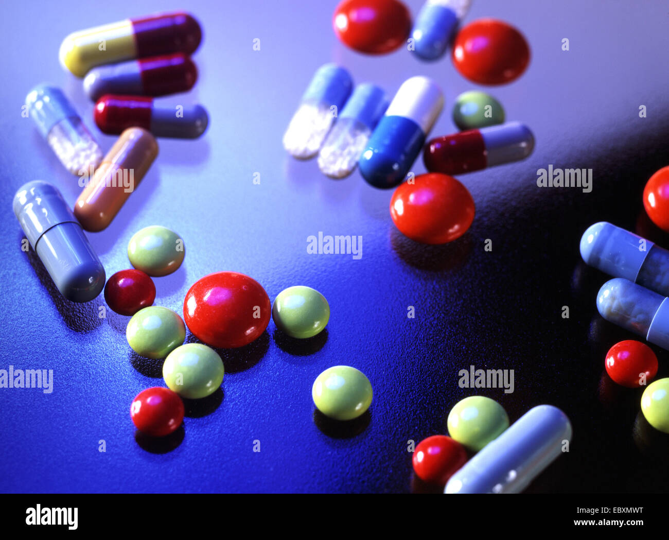 medicin, different kinds of pills Stock Photo - Alamy