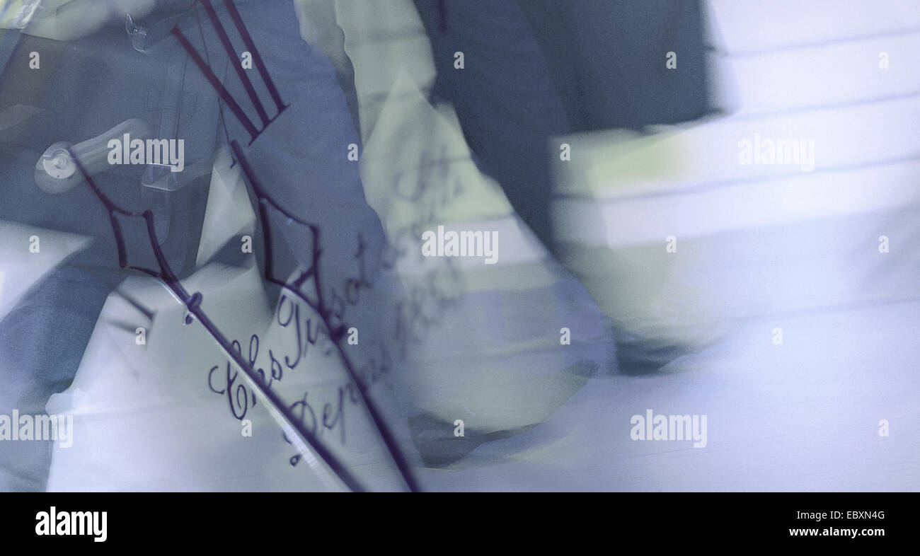 Symbolism of time hi-res stock photography and images - Alamy