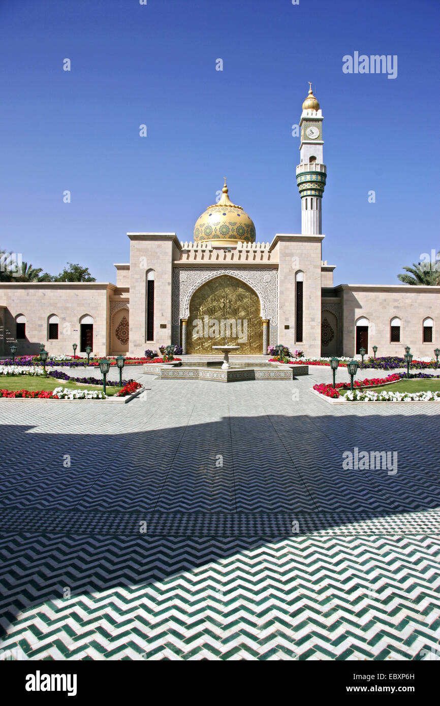 Zawawi mosque muscat oman hi-res stock photography and images - Alamy