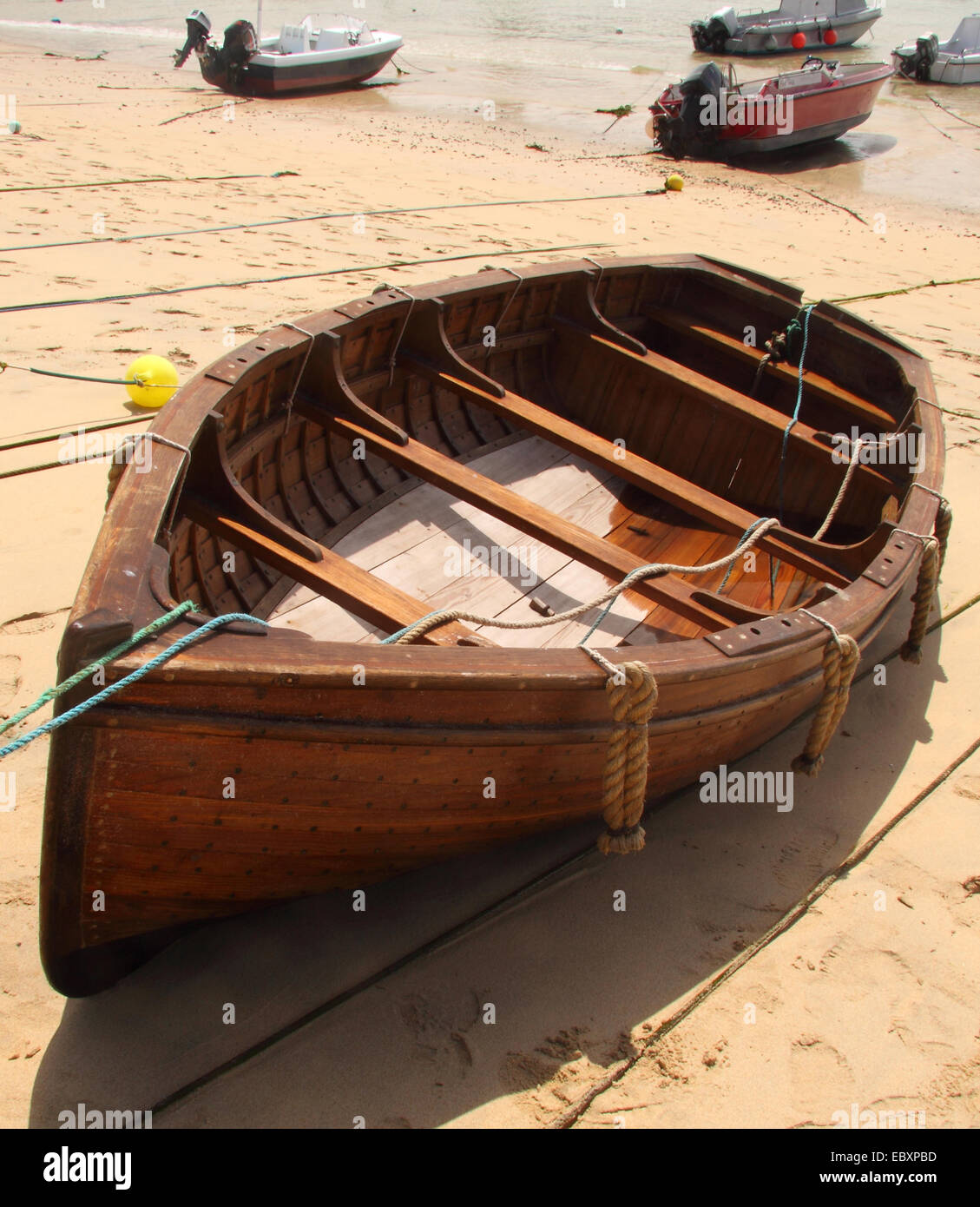 Wooden rowing boat Stock Photo - Alamy