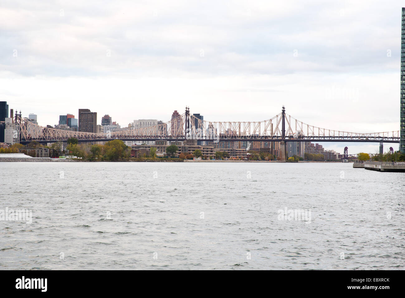 Ed Koch Queensboro Bridge & Roosevelt Island, view from Long Island ...