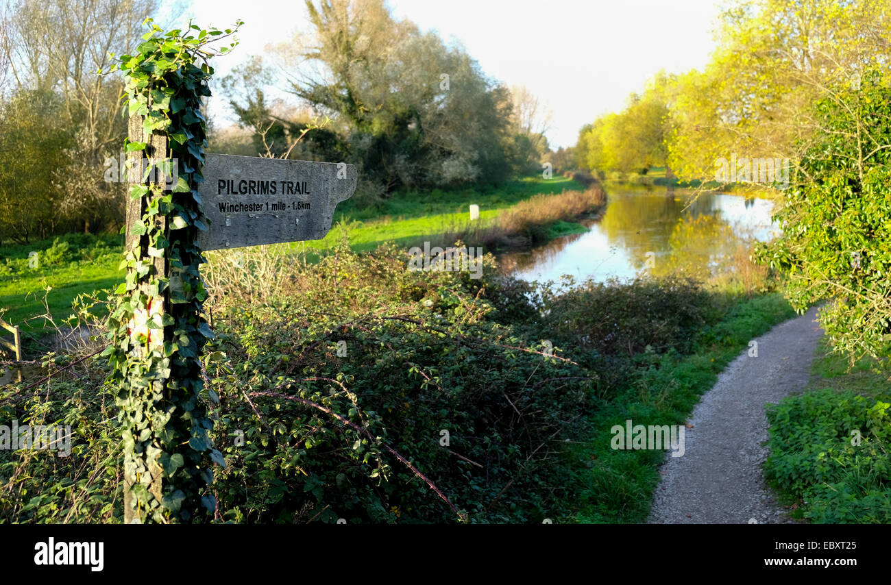 Itchen navigation winchester hi-res stock photography and images - Alamy