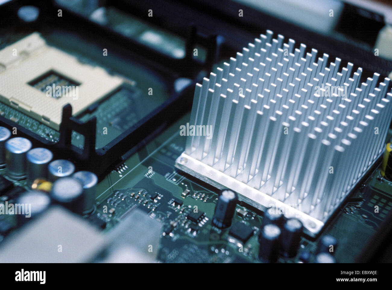 Microelectronics science hi-res stock photography and images - Alamy