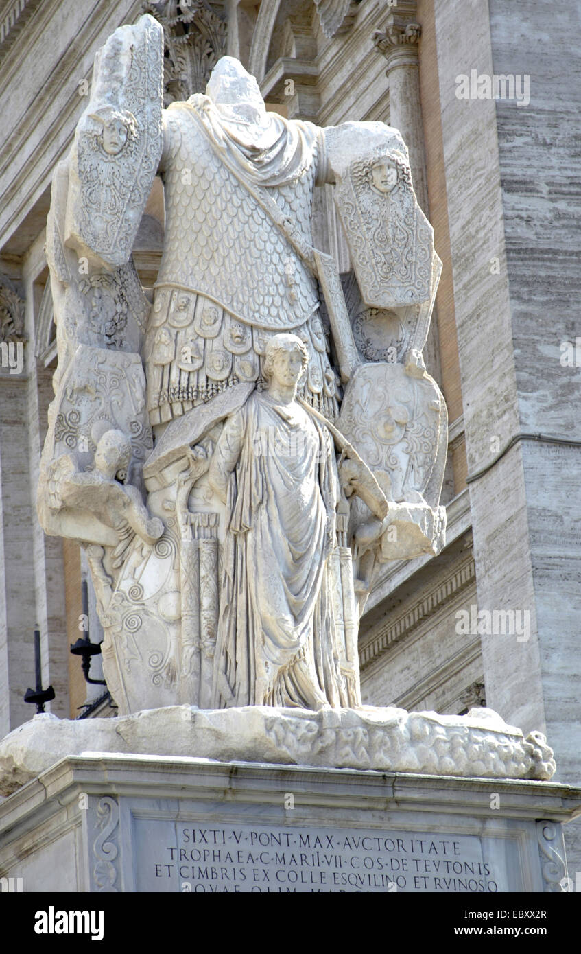 Italy, Rome, statue in front of Palazzo del Quirinale Stock Photo - Alamy