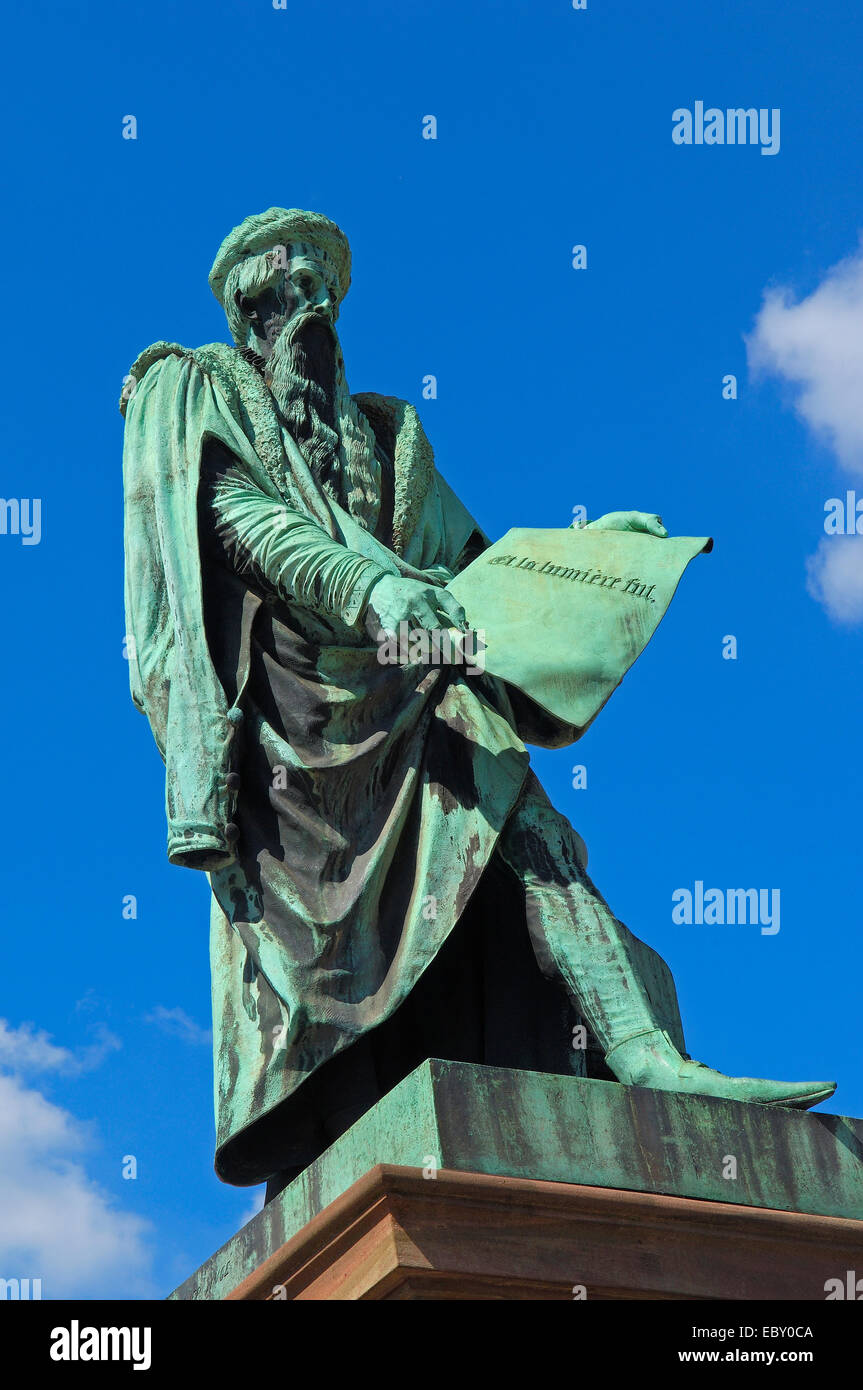 Gutenberg square hi-res stock photography and images - Alamy