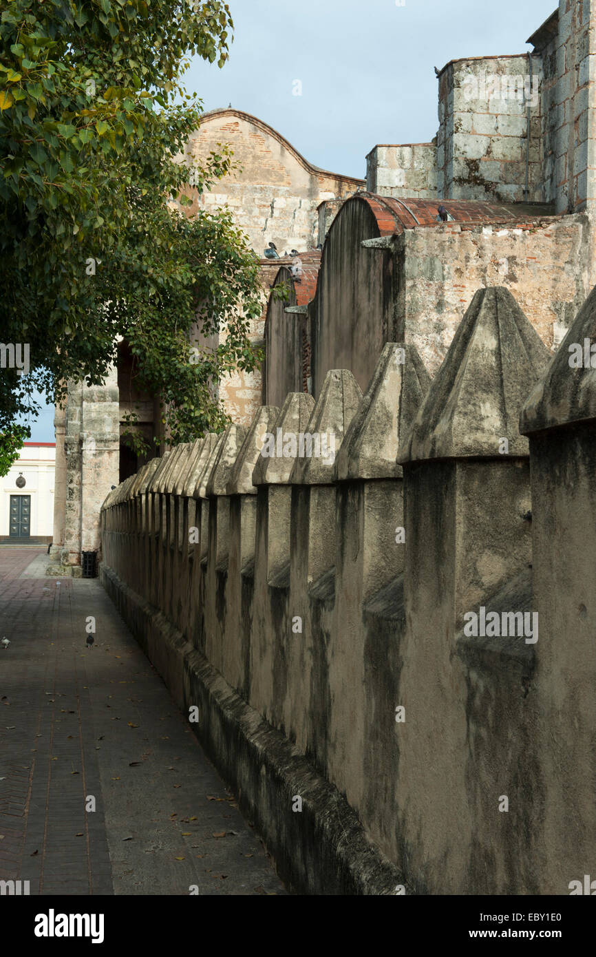 Dominikanische Republik, Santo Domingo, Zona Colonial, Parque Colon ...
