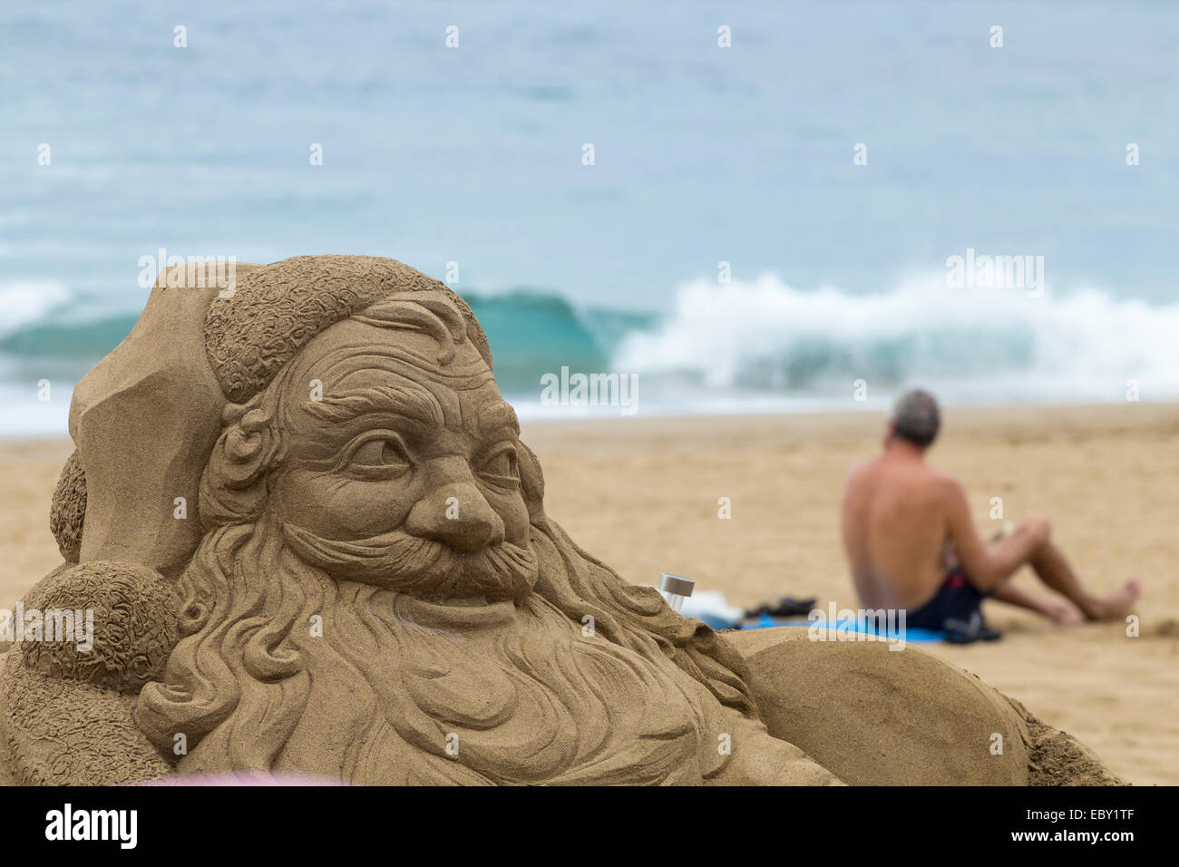 Santa claus sand sculpture sand hi-res stock photography and images - Alamy