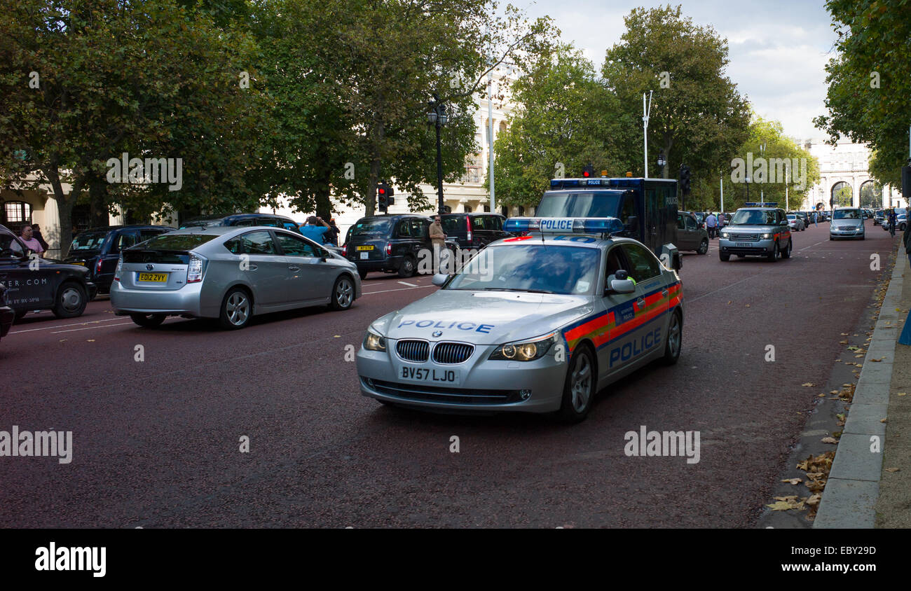 Silver police vehicles hi-res stock photography and images - Alamy