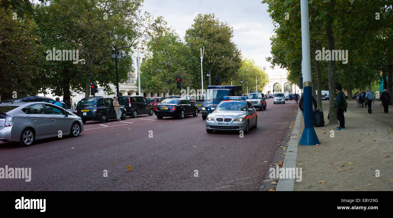 Police response vehicles on the Mall London Stock Photo - Alamy