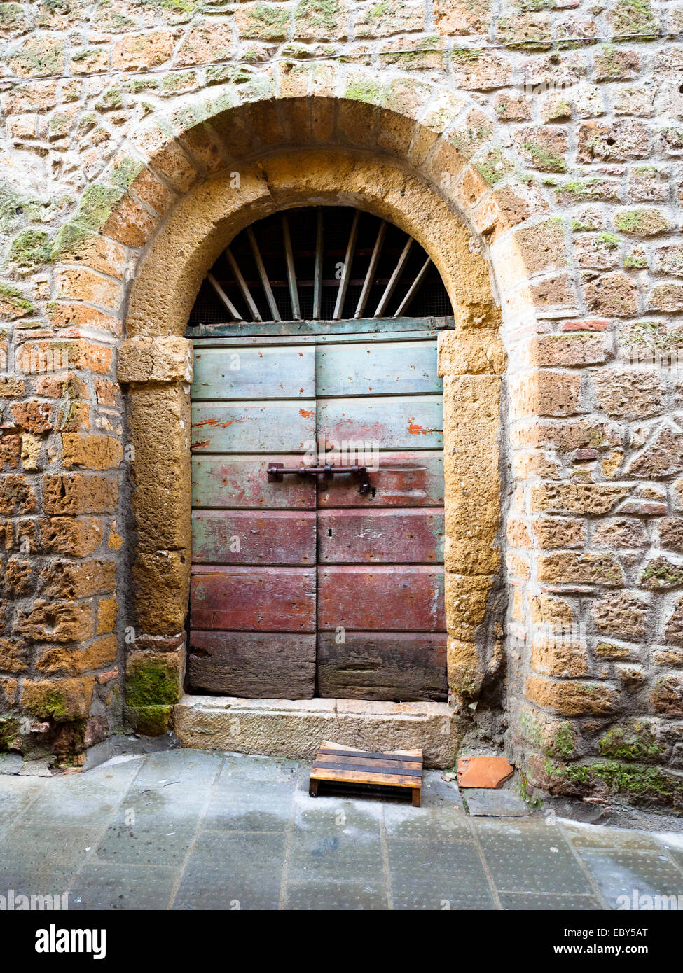 Tufo italy hi-res stock photography and images - Alamy