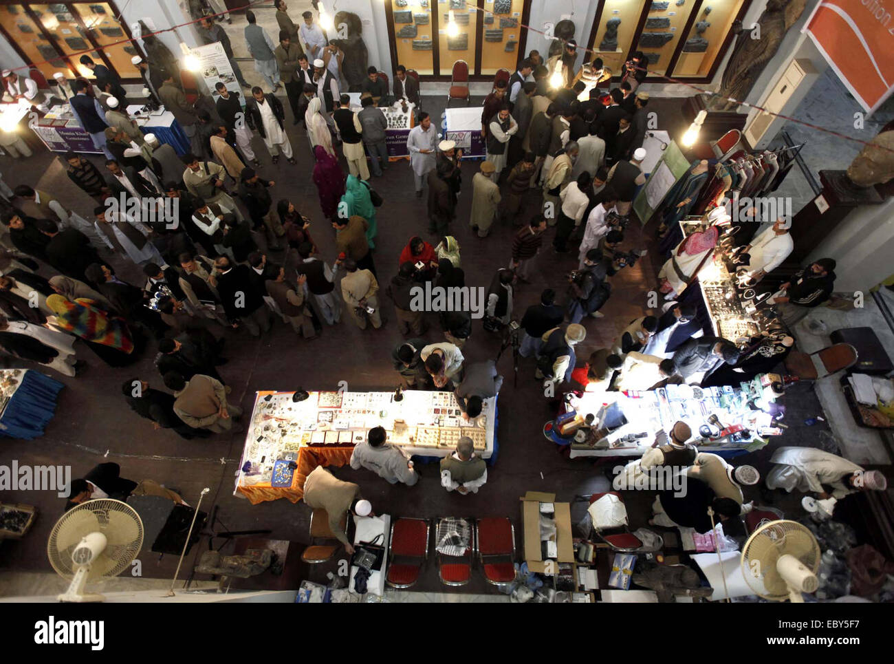 Jewelling hi-res stock photography and images - Alamy