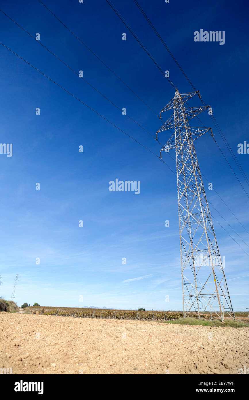 Electricity pylon cable hi-res stock photography and images - Alamy
