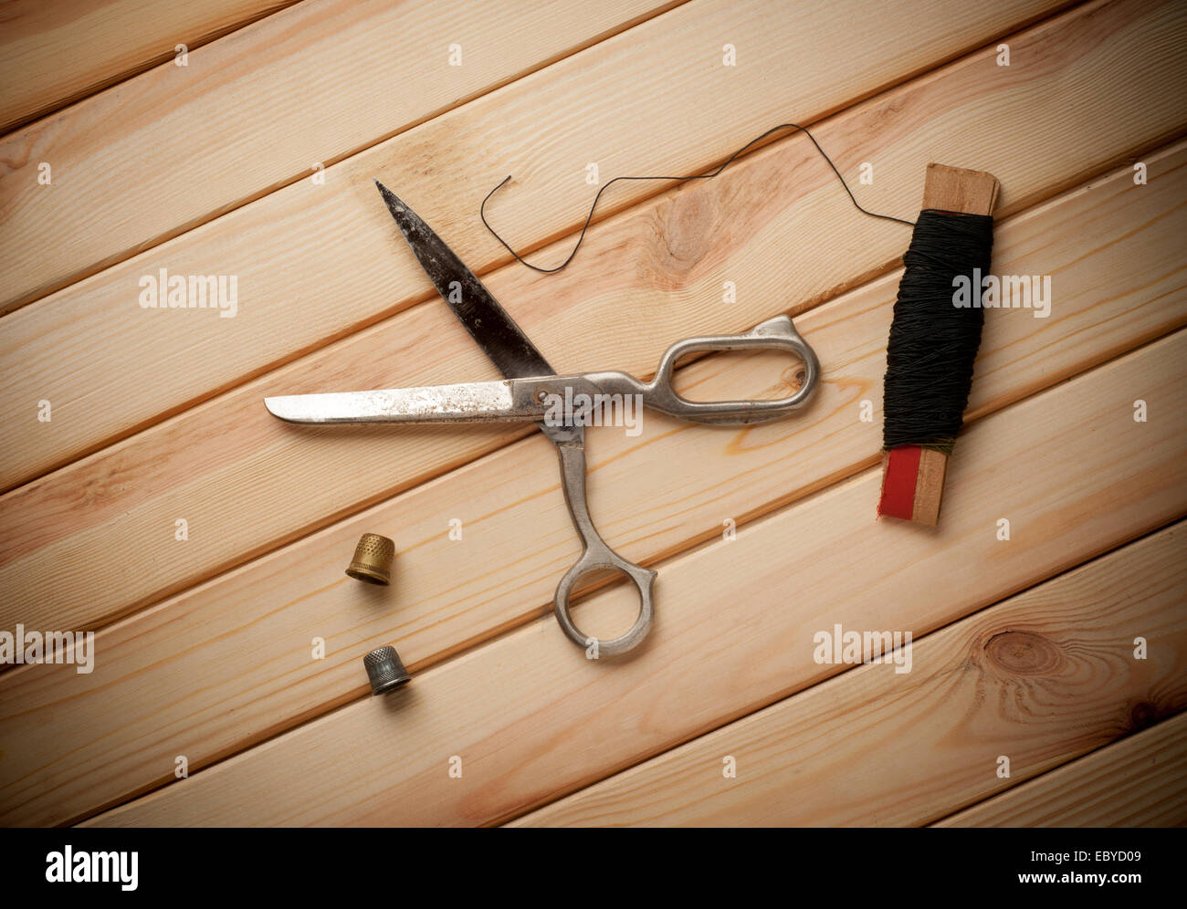 Old needles hi-res stock photography and images - Alamy