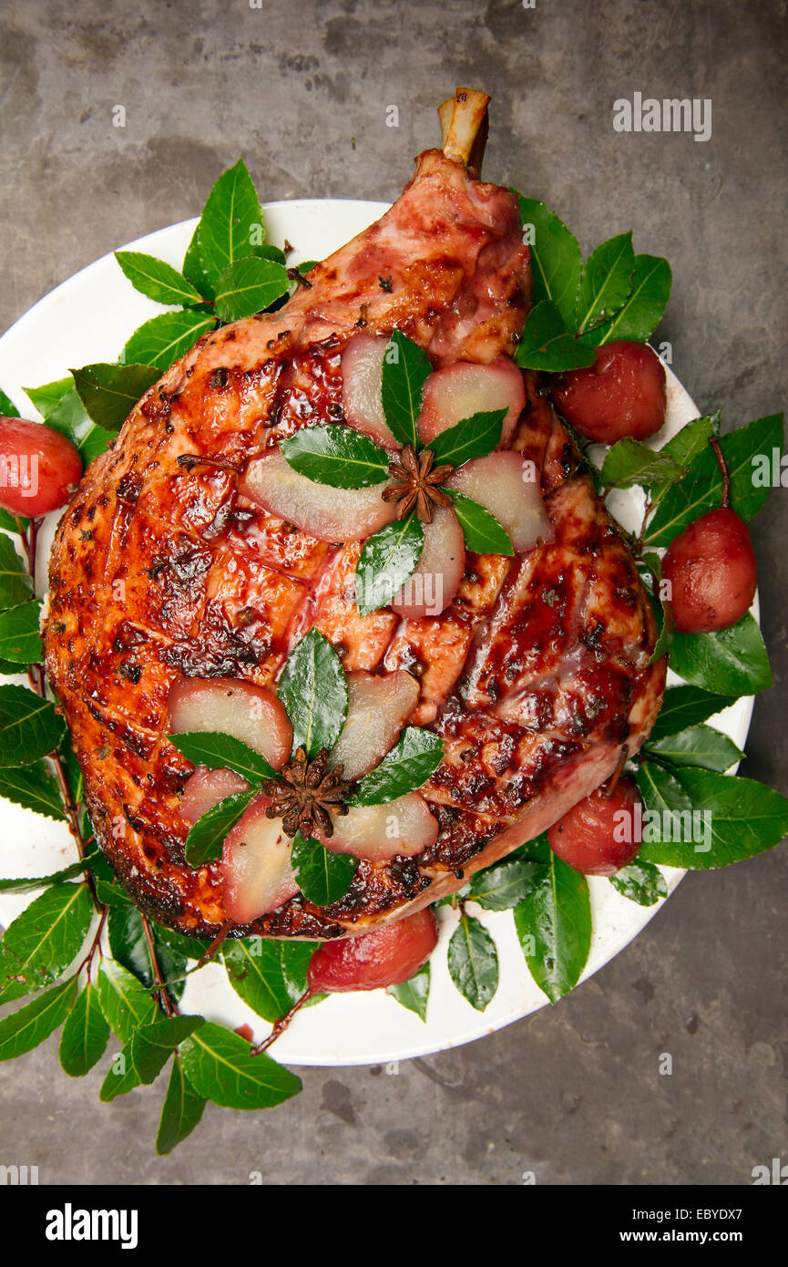 Cooked ham hock Stock Photo - Alamy
