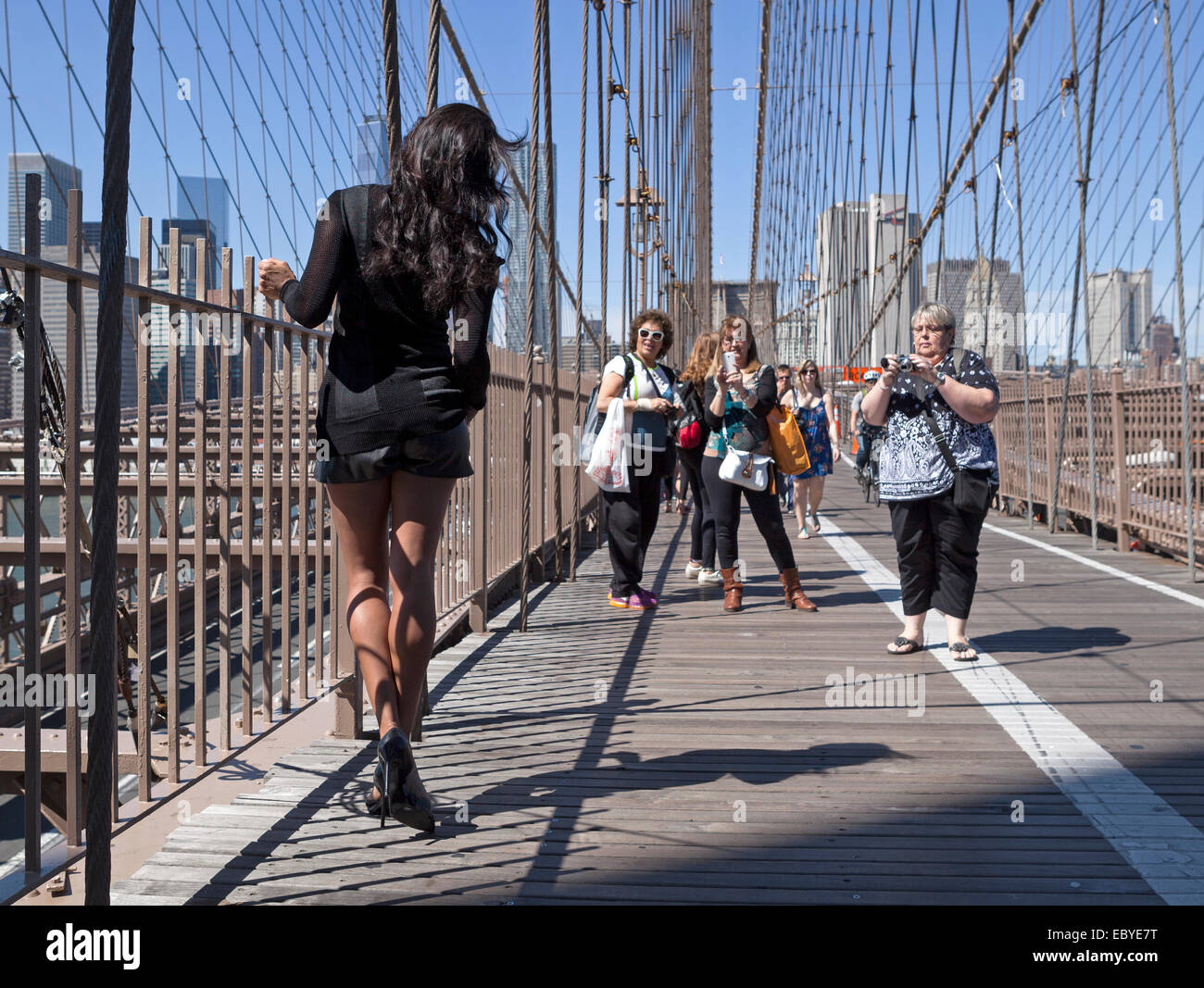 Brooklyn bridge model hi-res stock photography and images - Alamy
