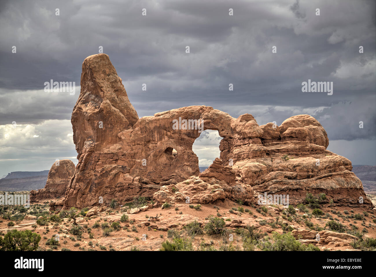 Horizontal arches hi-res stock photography and images - Alamy