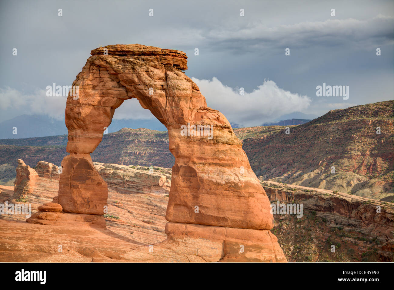 Delicate arch formation arches national park hi-res stock photography ...