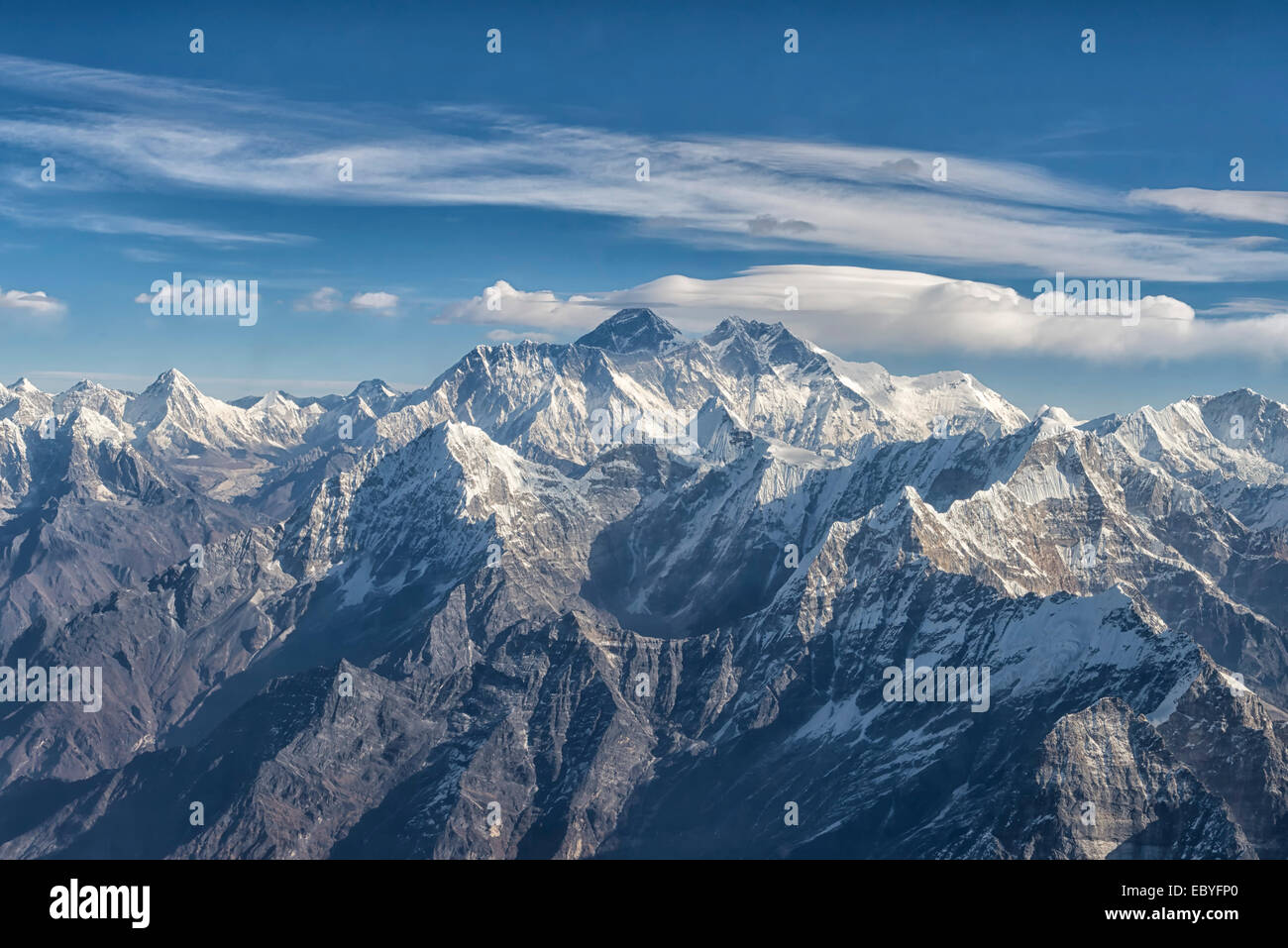 Mount Everest in Mahalangur, Nepal Stock Photo - Alamy