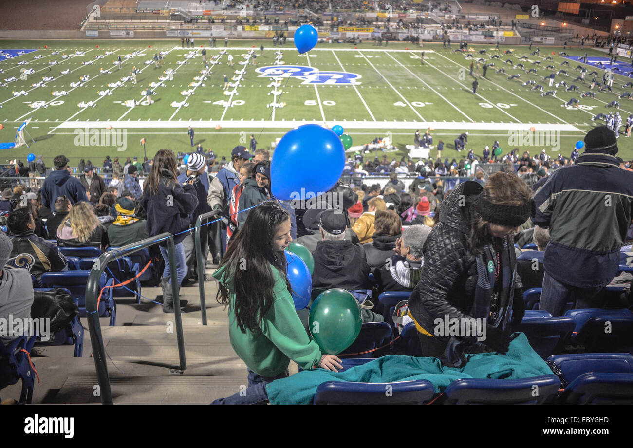 Rio Rancho, New Mexico, USA. 5th Dec, 2014. Roberto E. Rosales.Fans ...
