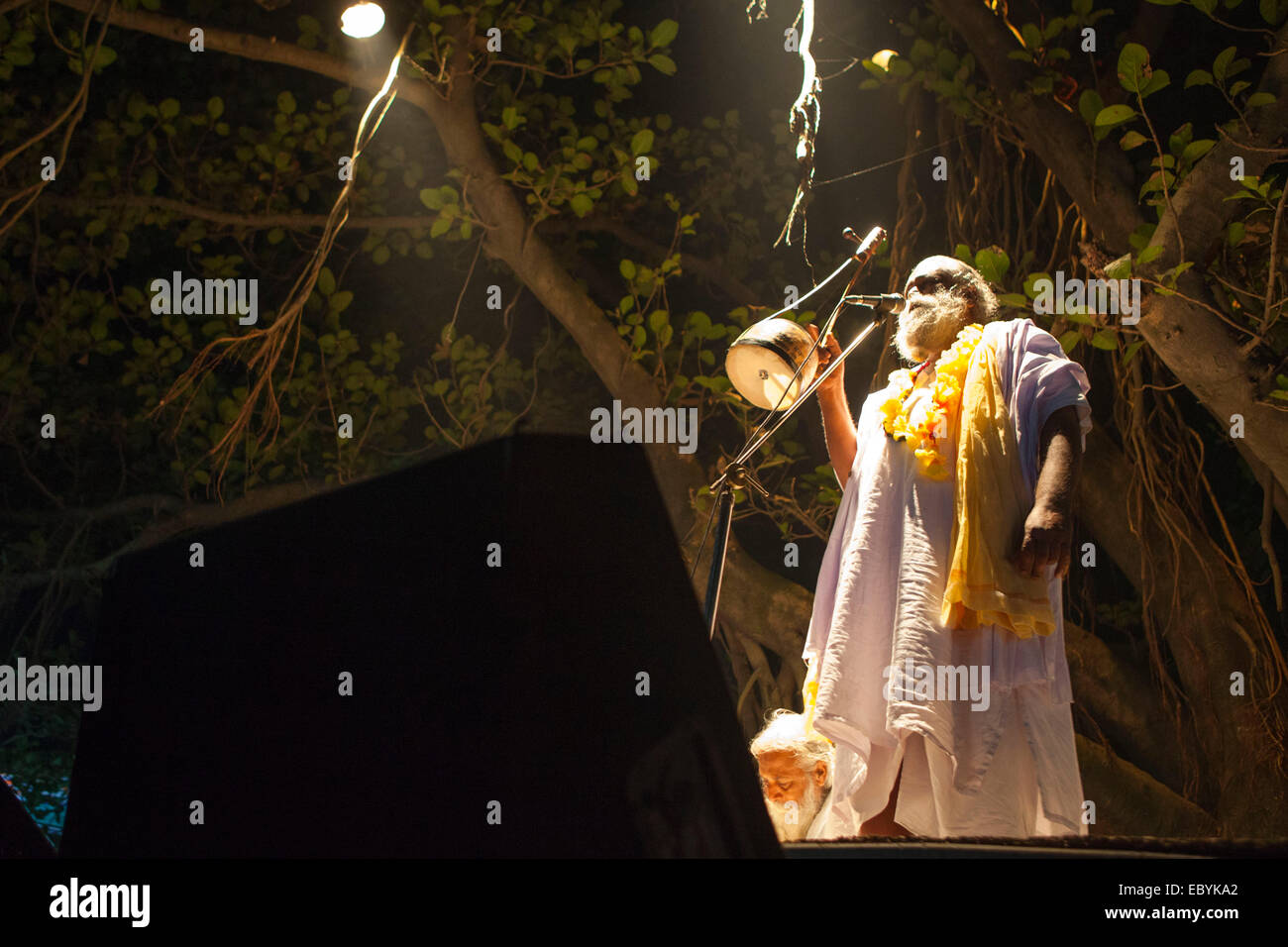 Munshigonj, Bangladesh. 5th Dec, 2014. Lalon venerator organized a Baul ...