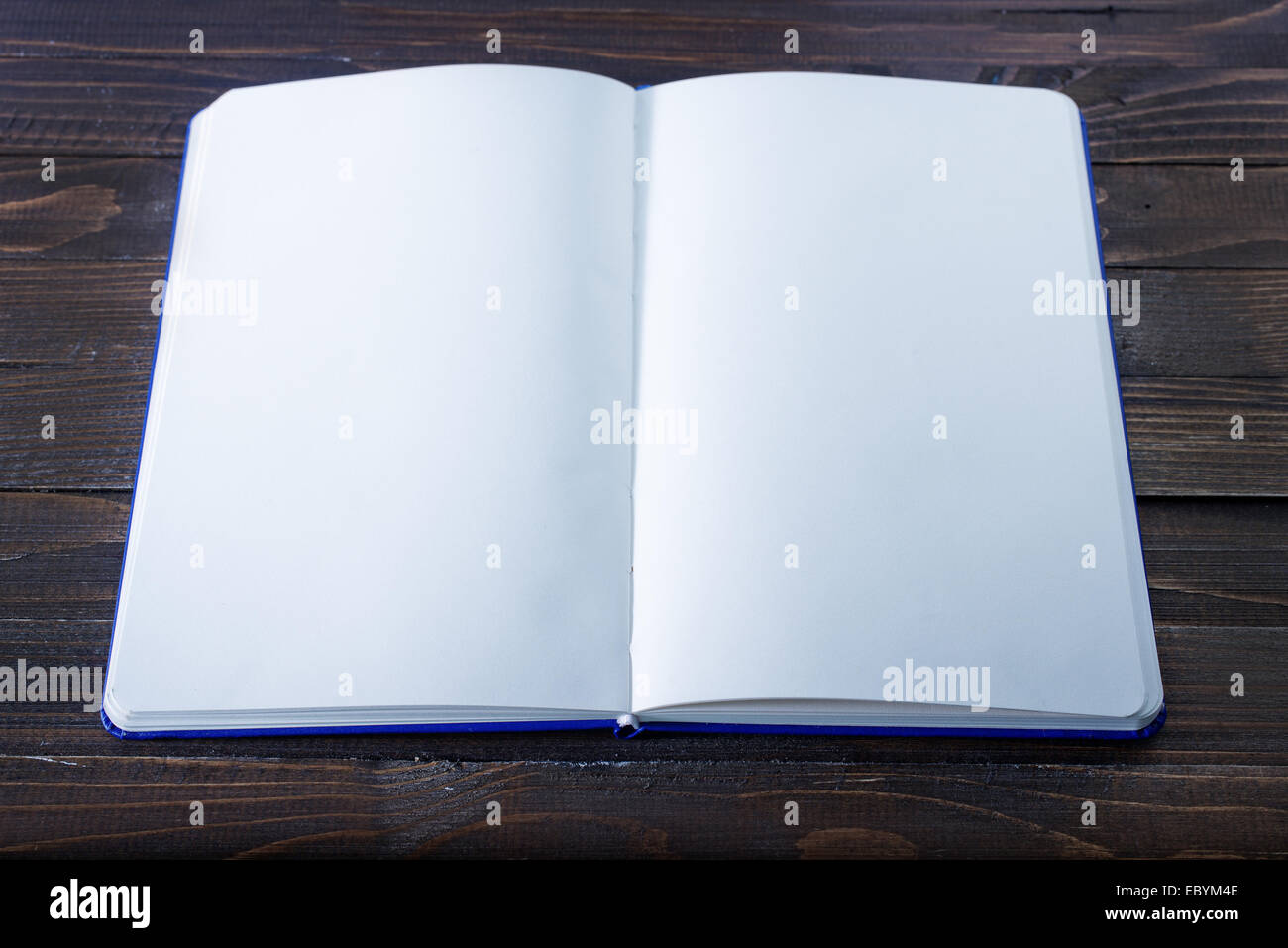 note on a table Stock Photo - Alamy