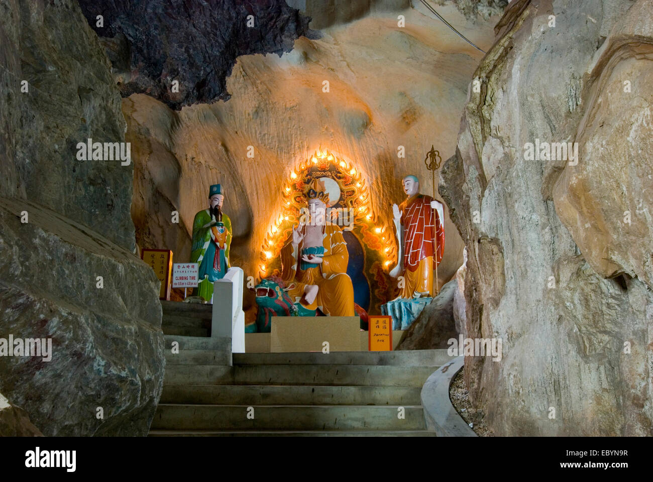 Buddha Ksitigarbha statue inside Perak Cave Temple Ipoh, Perak Stock ...