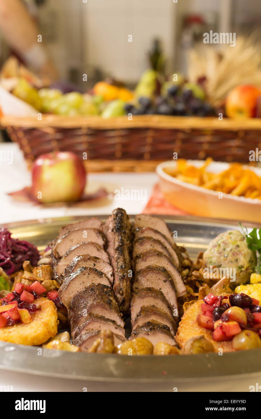 Roast calf hi-res stock photography and images - Alamy