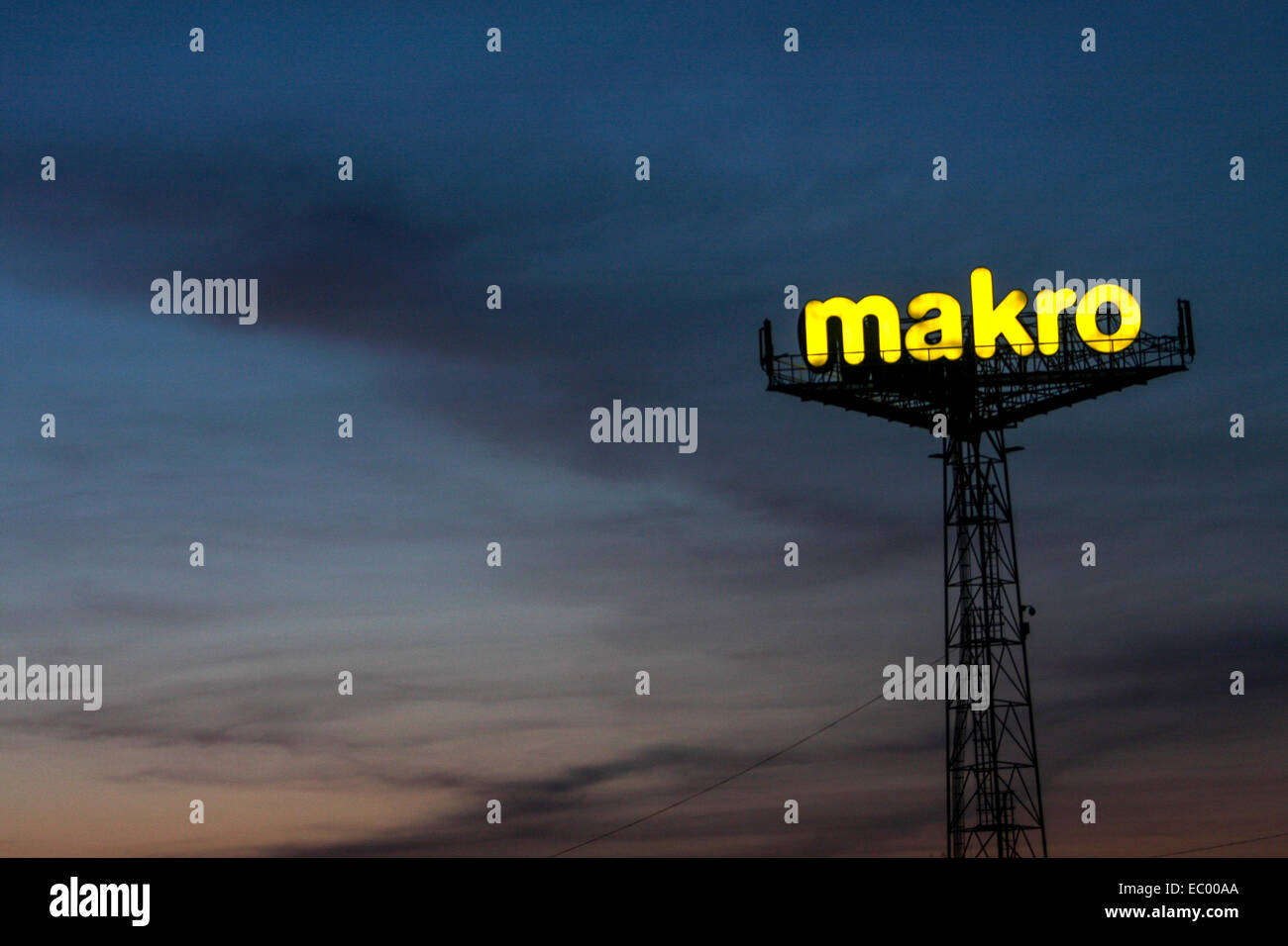 Makro logo sign ad pylon Prague Czech Republic Stock Photo - Alamy
