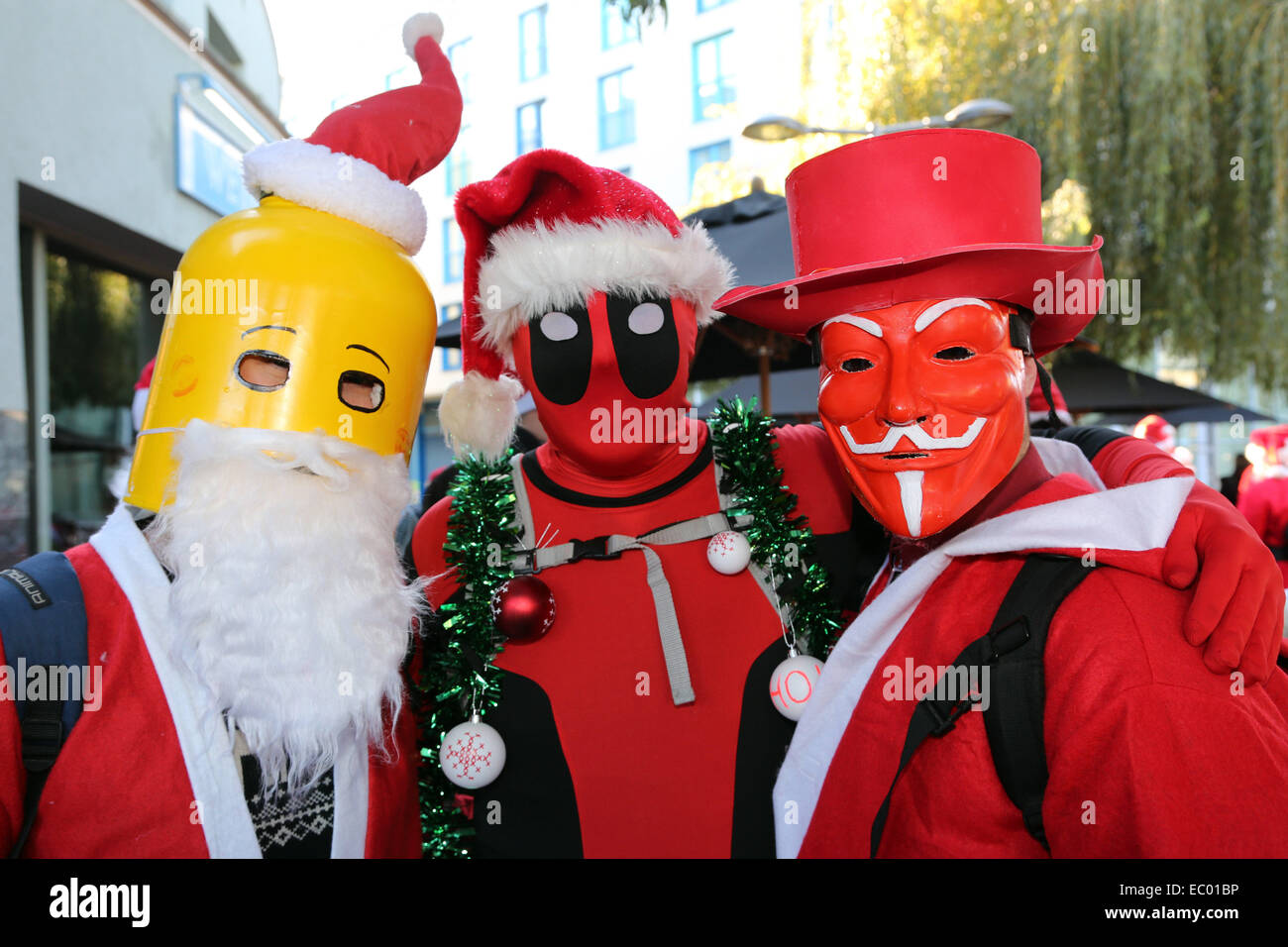 Wearing spiderman costume hi-res stock photography and images - Alamy