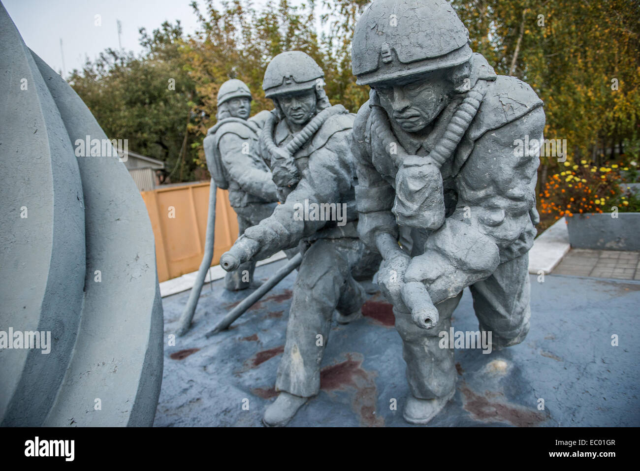 Memorial to the firemen killed at Chernobyl Nuclear Power Plant ...