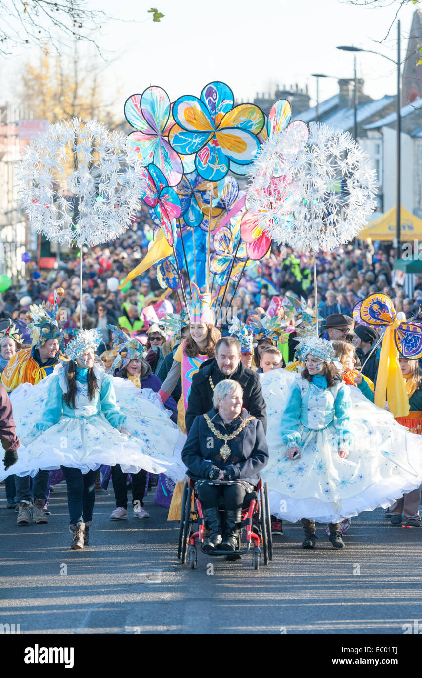 Identity parade hi-res stock photography and images - Alamy