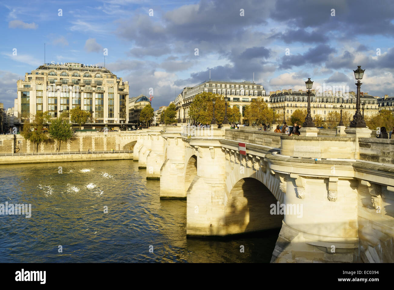 Bridges over the River Seine, Paris, France Stock Photo - Alamy