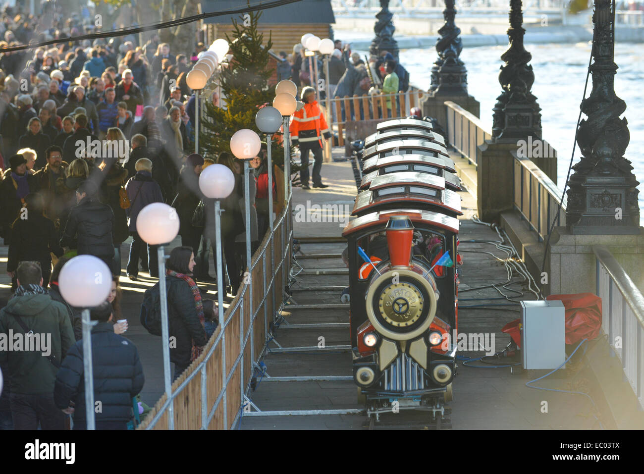 Southbank express hi-res stock photography and images - Alamy