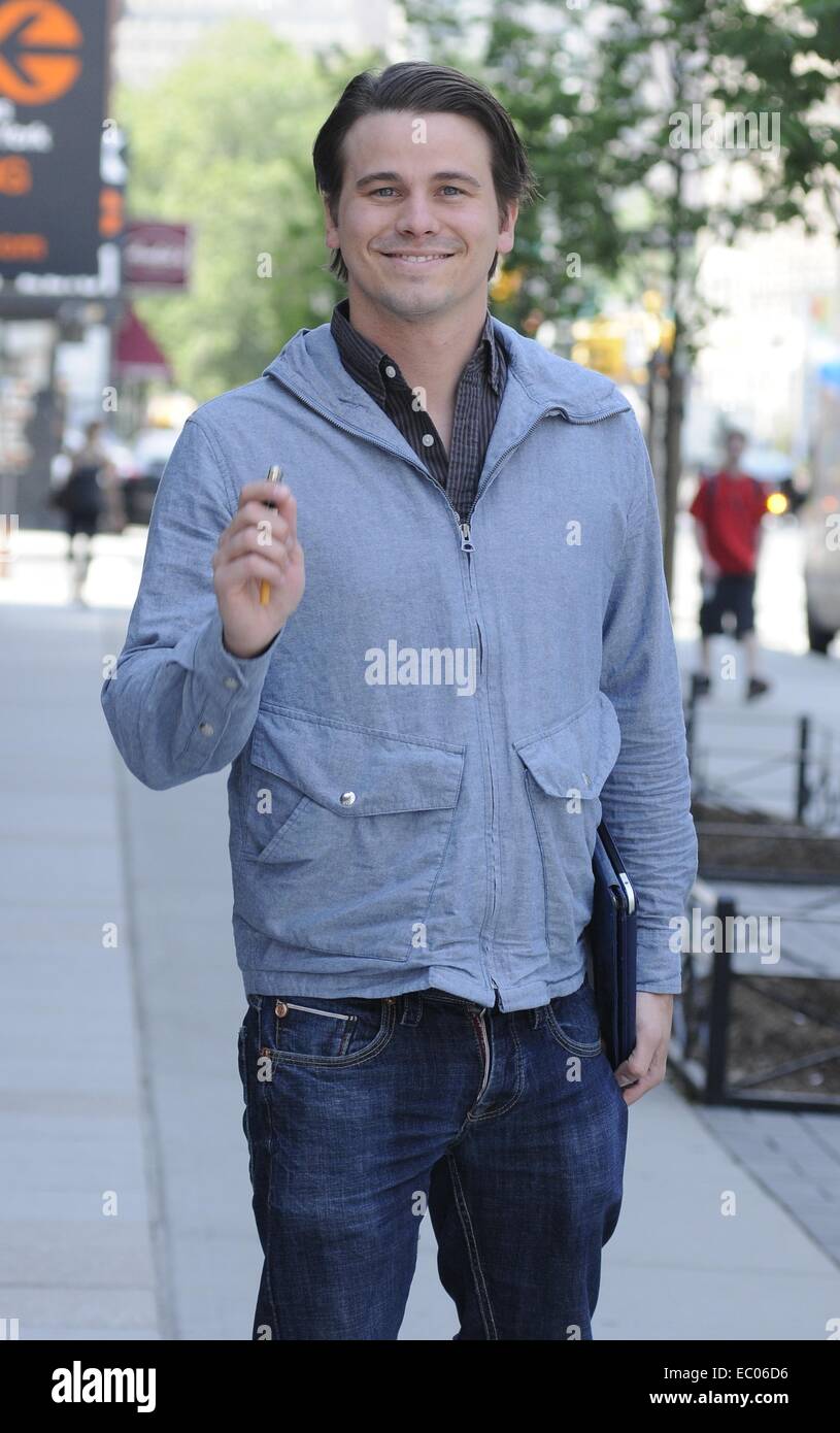 Jason Ritter leaving his hotel in Manhattan Featuring: Jason Ritter ...
