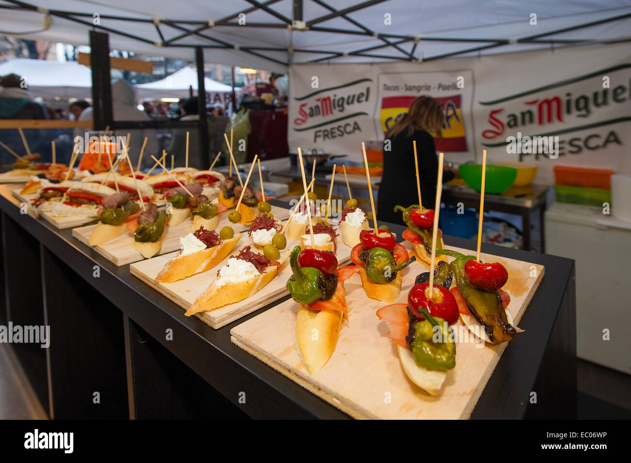 Turin, Piedmont, Italy. 06th Dec, 2014. "Street food Parade "- Spanish ...