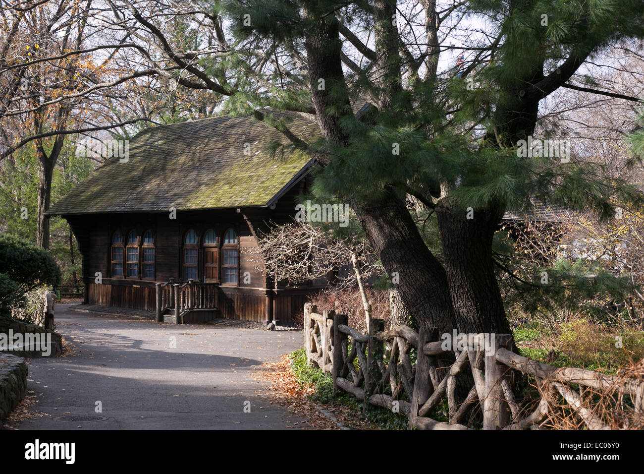 Swedish cottage central park hi-res stock photography and images - Alamy