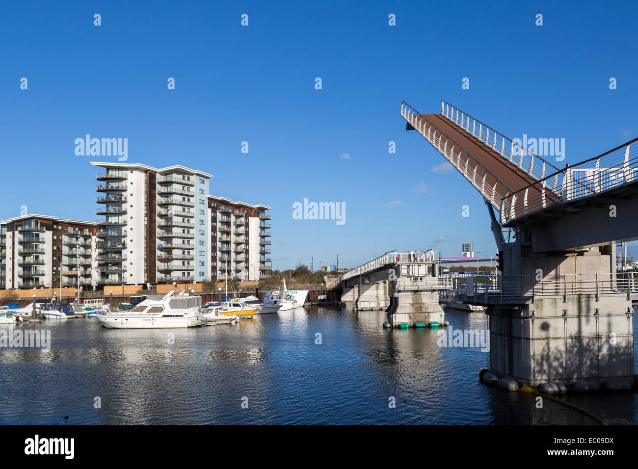 Raised footbridge over Taff river, Cardiff Bay, Wales, UK Stock Photo ...