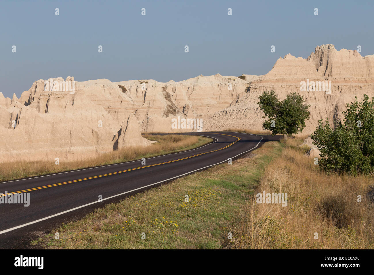 Badlands national park road hi-res stock photography and images - Alamy