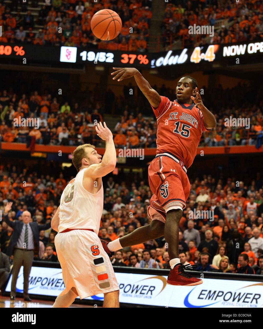 Syracuse, NY, USA. 6th Dec, 2014. St. John's forward/guard Sir'Dominic ...