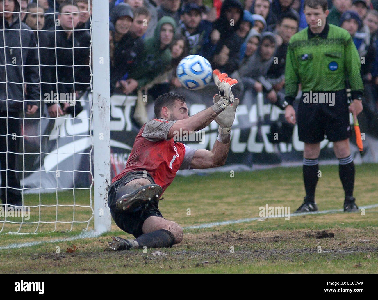 Washington, DC, USA. 6th Dec, 2014. 20141206 - Georgetown goalkeeper ...