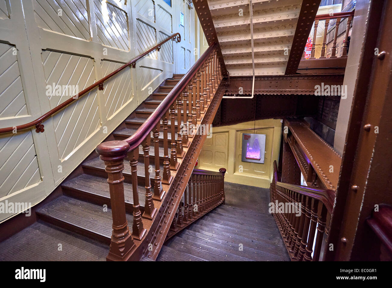 Tower Bridge (built 1886–1894) is a combined bascule and suspension ...