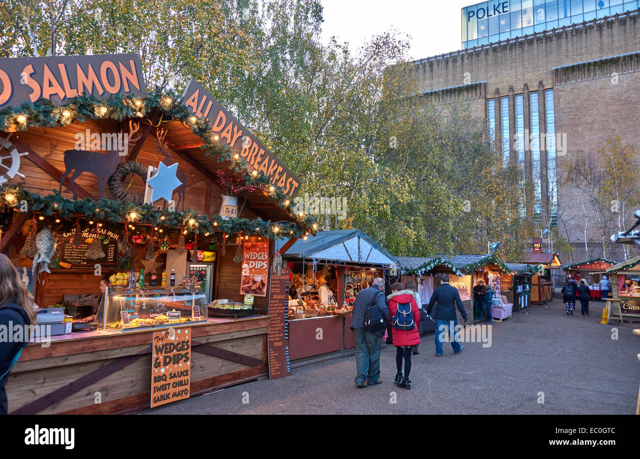 The River Thames flows through southern England Stock Photo - Alamy
