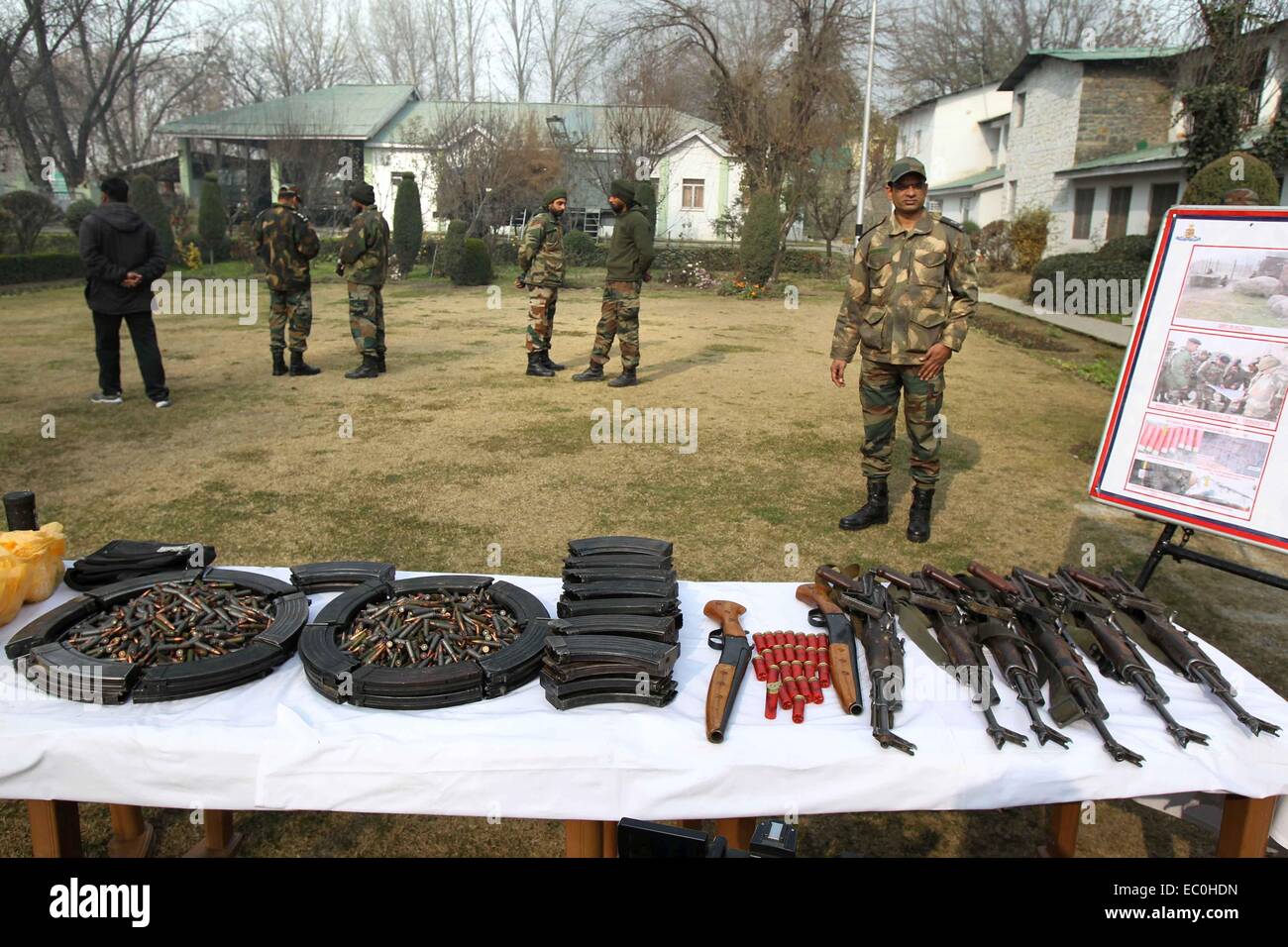 Indian army troopers dead hi-res stock photography and images - Alamy