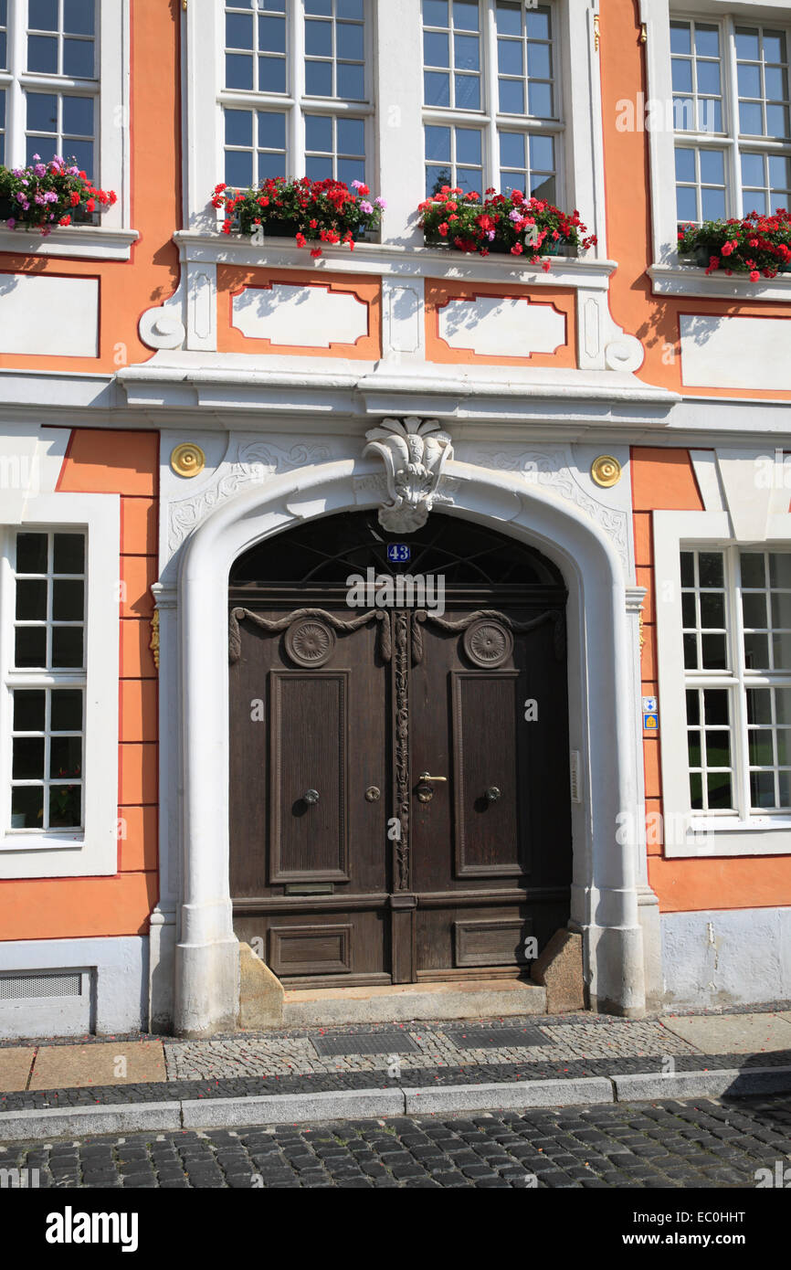 House portal hi-res stock photography and images - Alamy
