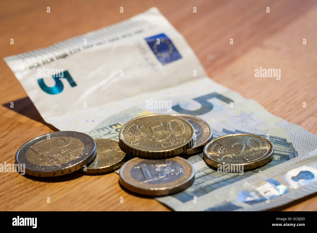 Euro figure hi-res stock photography and images - Alamy